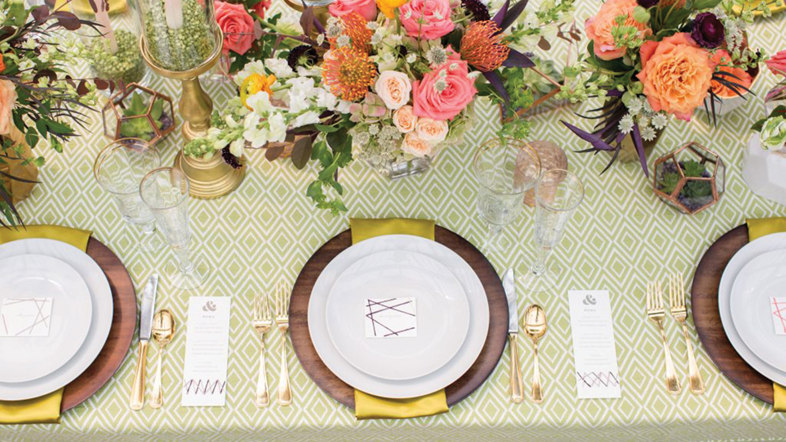 Linen trends: Color, formality, personalization and fabric varieties ...